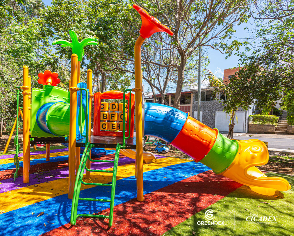 Césped de colores Parque Municipalidad de Santa Barva - CICADEX Greendex
